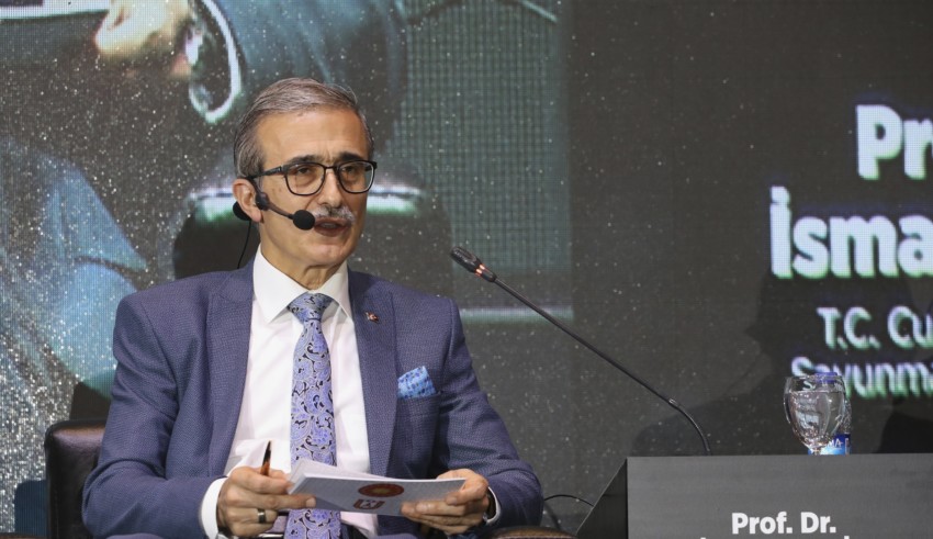SSB Prof. Dr. İsmail Demir, Savunma Sanayii'nin COVID-19 için yaptığı ...