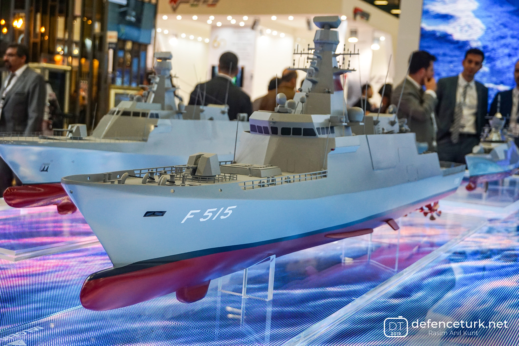 Millî fırkateyn TCG İSTANBUL denize kavuşuyor | DefenceTurk