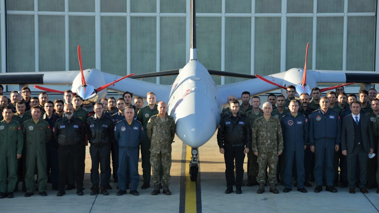 Bayraktar AKINCI TİHA 3. dönem eğitimi başarıyla tamamlandı | DefenceTurk